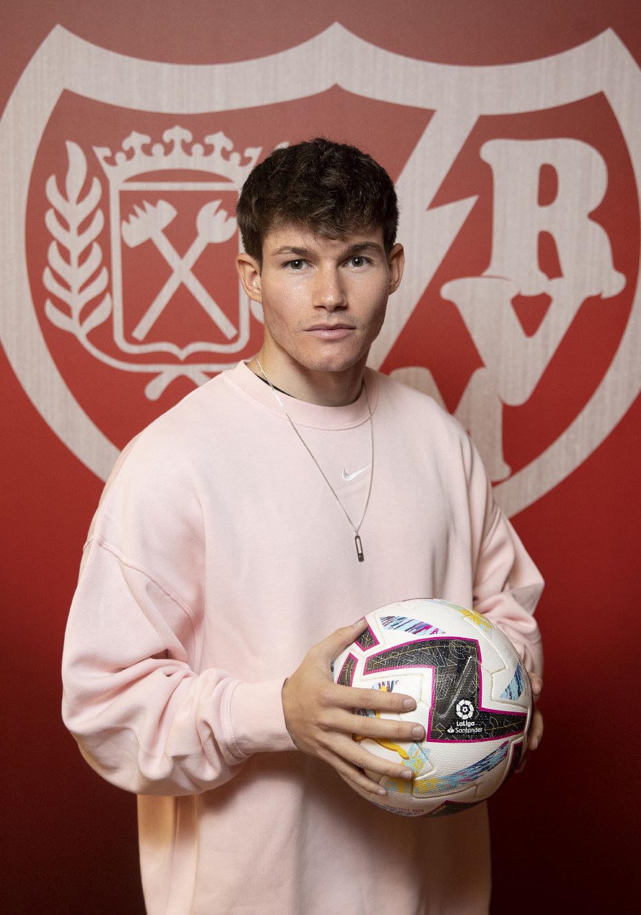 Real Madrid close to signing Rayo left-back Fran García