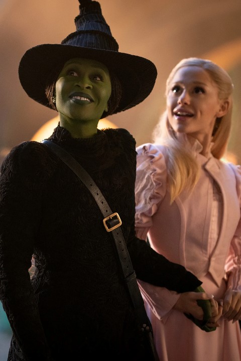 When is Wicked released in the US and what's it about? Plot summary ...
