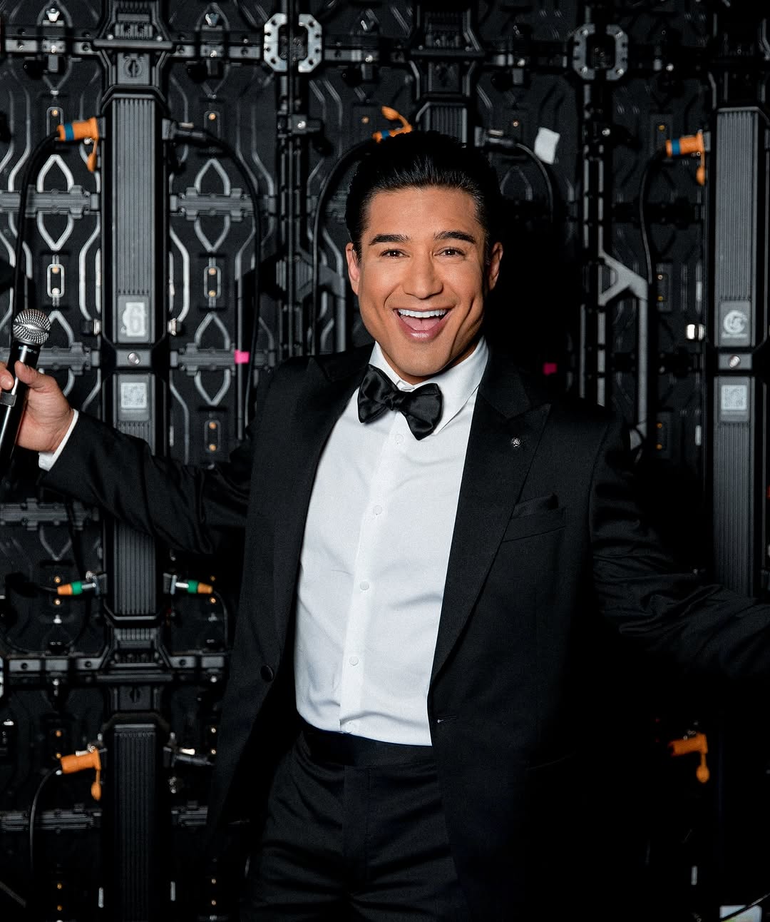 The new life of Mario Lopez, the 'Saved by the Bell' and 'Pacific Blue ...